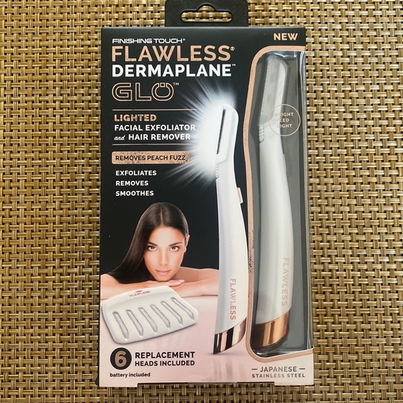 dermaplane glo | Makeup | Finishing Touch Flawless Dermaplaneglo ...